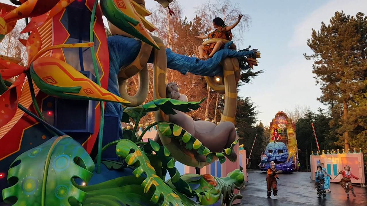 Disney Stars On Parade - YouTube
