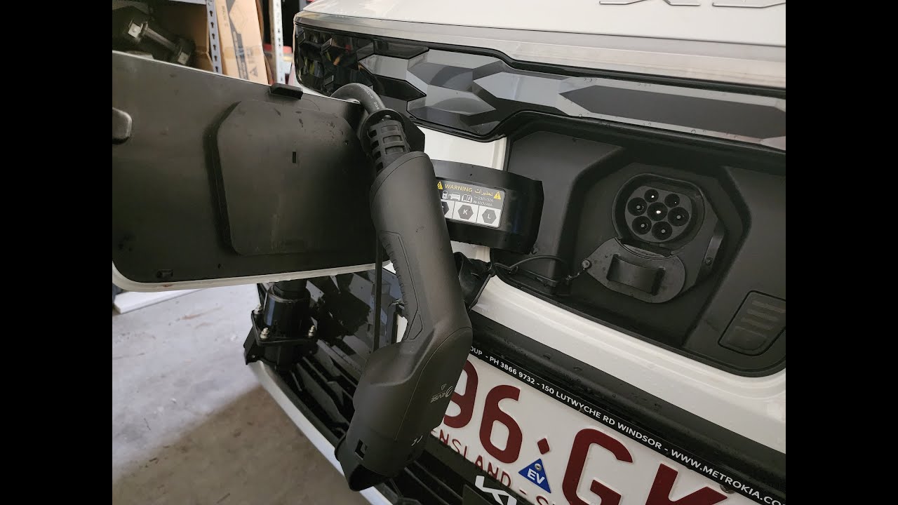 Electric car (vehicle) charging is easy. Fast, slow, AC, DC. Basics ...