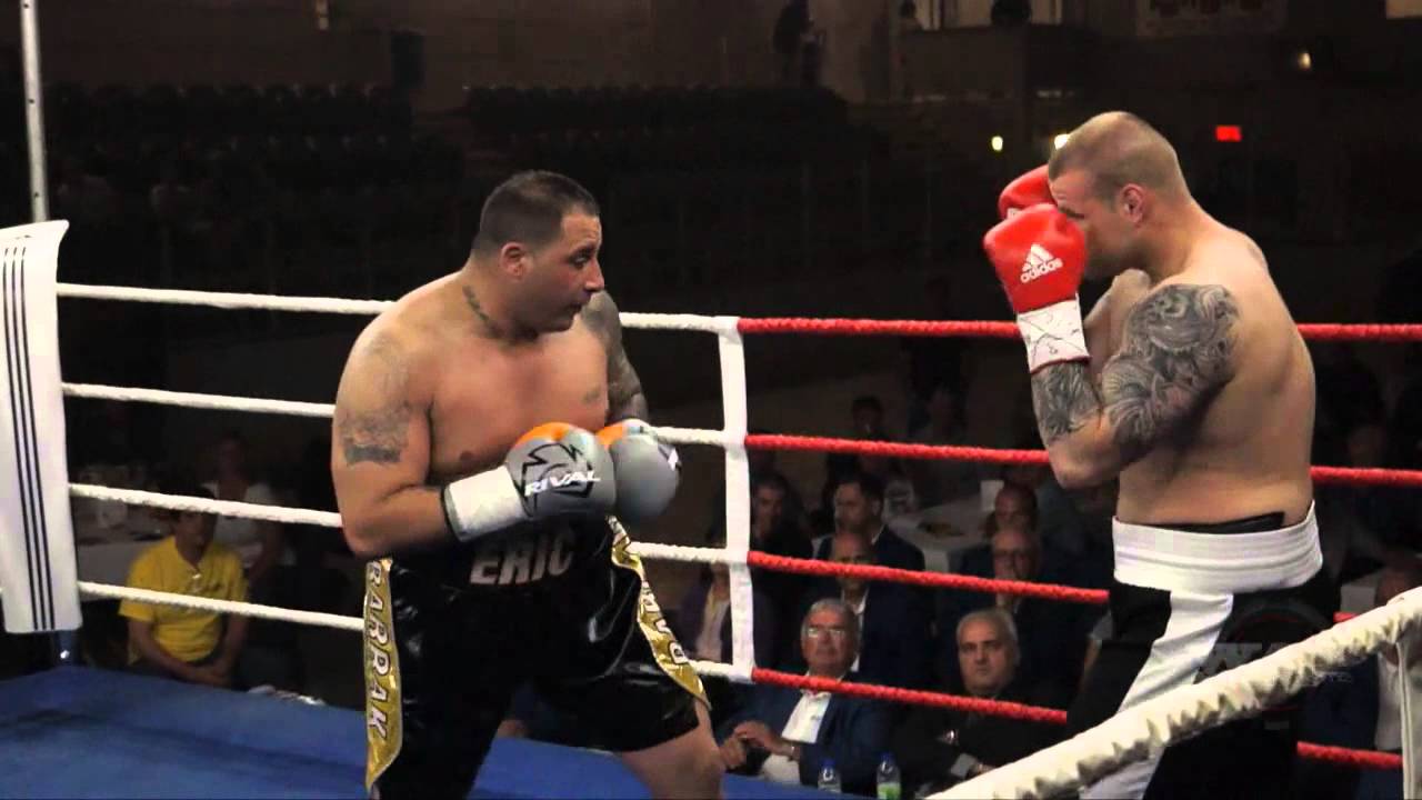 Eric Barrak KO Premier round à Vaudreuil ( Way Productions ) - YouTube