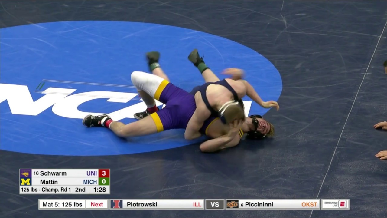 2018 NCAA Wrestling 125lbs: Drew Mattin (Michigan) fall Jacob Schwarm ...