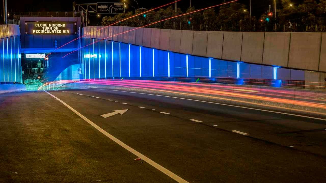 Sydney's WestConnex M4 tunnels officially open - YouTube