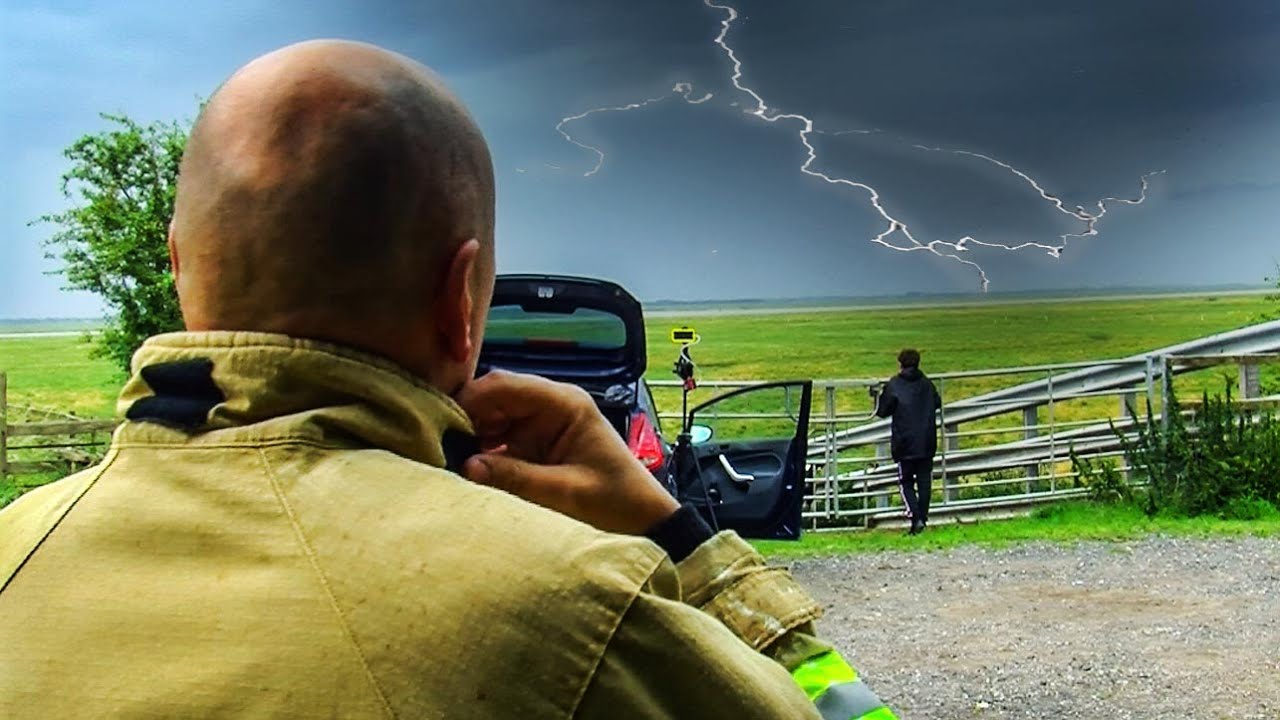 BIG Blackpool Thunderstorm - Lightning Action! | Storm Chase UK - YouTube