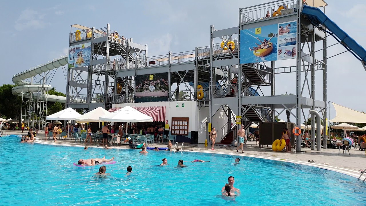 TUI Magic life Waterworld - YouTube