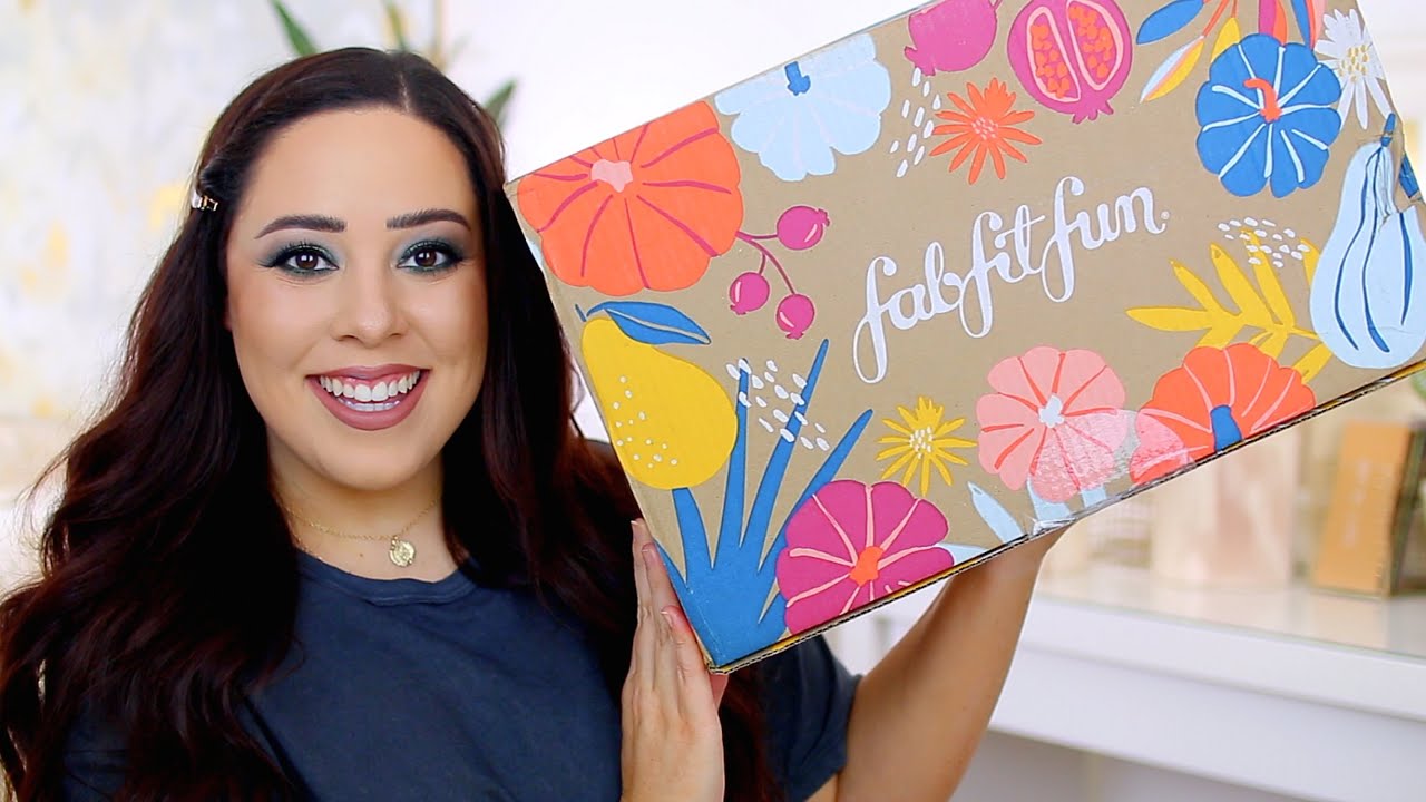FABFITFUN FALL 2020! BEST BOX OF THE YEAR 🍁 - YouTube