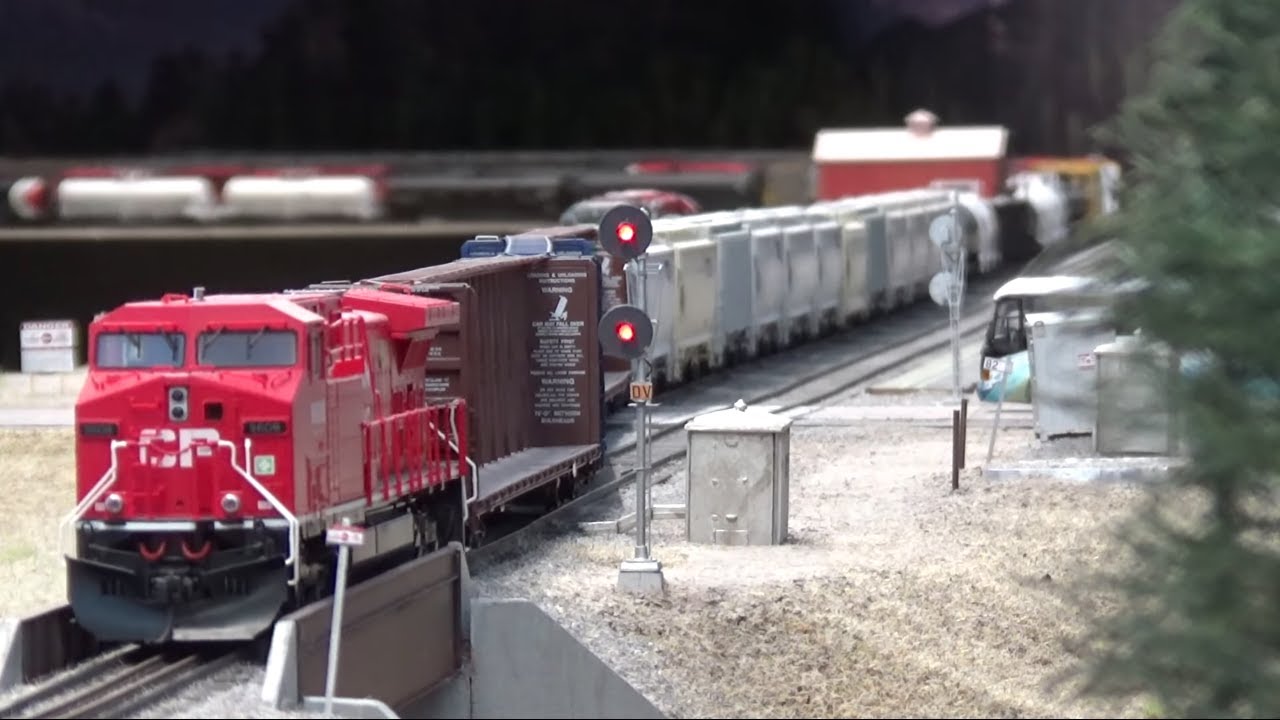 Layout Update - January 2021: Bridge Safety Rails, Lit Searchlight ...