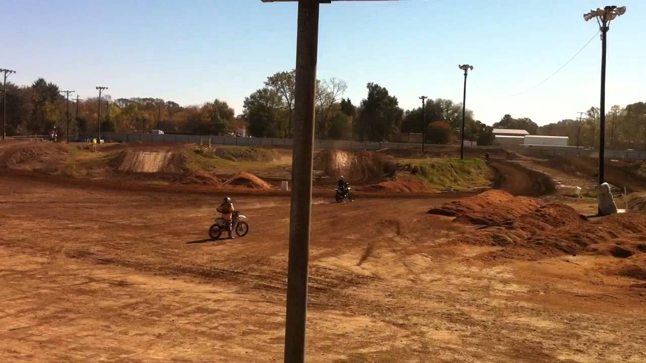 Gravity alley test - YouTube