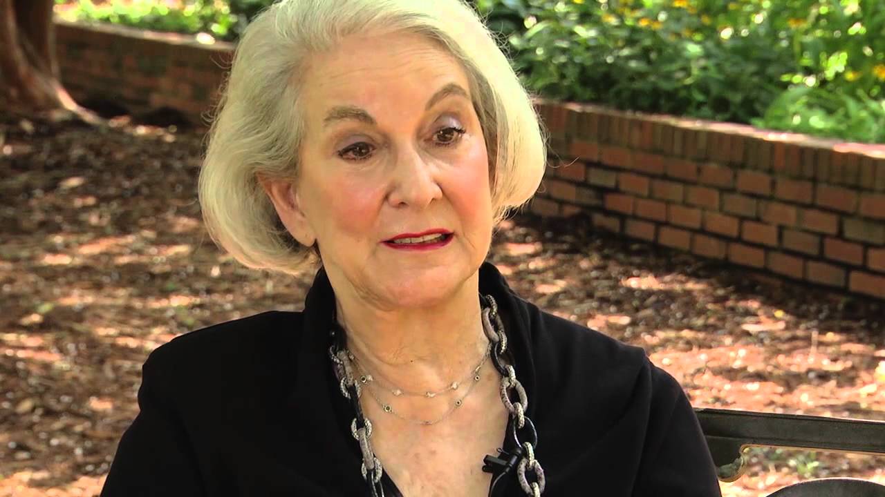 Carla Davis's Instagram, Twitter & Facebook on IDCrawl