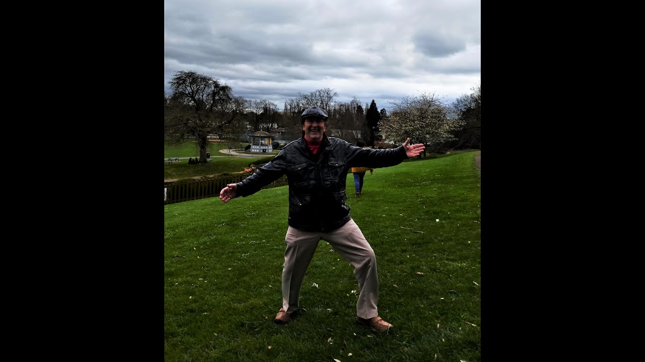 MOVING IN AND MOVING OUT Video by Gary Roberts 7th April 2022 - YouTube