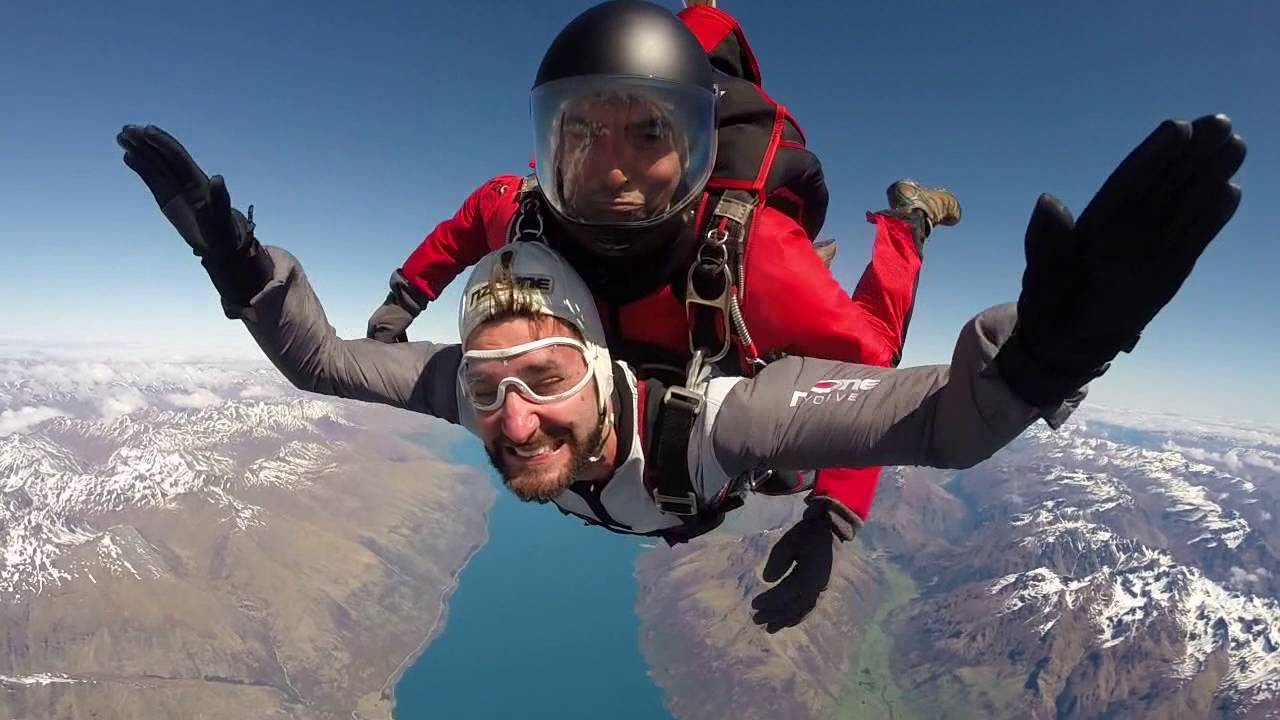 Andrew J. Stillman Goes Skydiving - YouTube