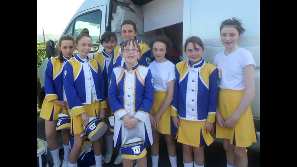 Mayobridge Band leads the Boley Fair Parade 2013 - YouTube