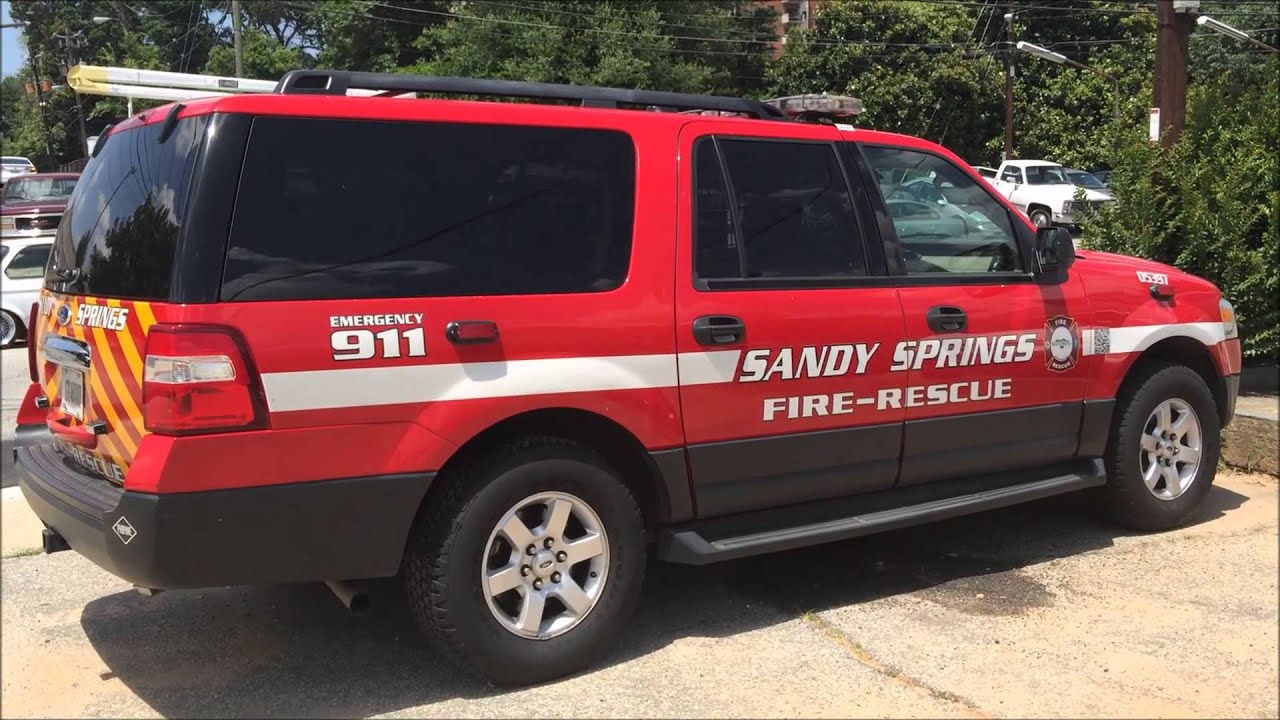 WALK AROUND OF A SANDY SPRINGS FIRE-RESCUE UNIT ON BOYLSTON DRIVE IN ...
