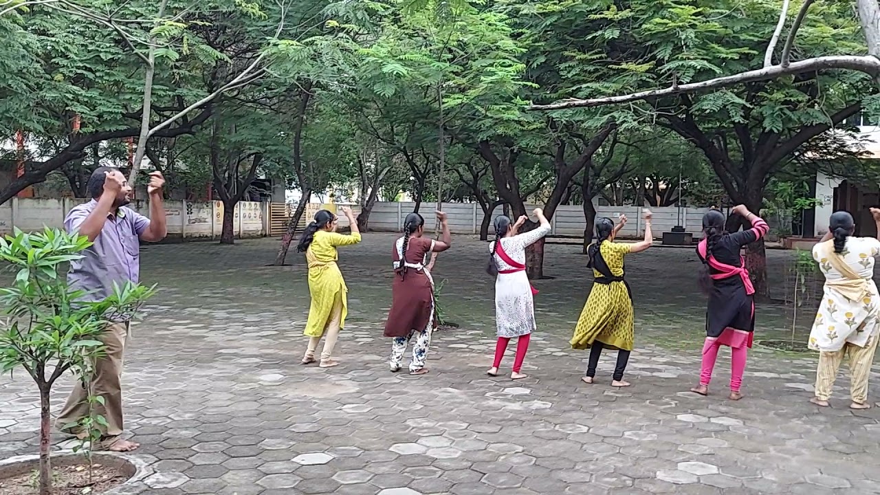 Navakkarai Naveen prabanjam. Kavan song. bacholer movei song# ...