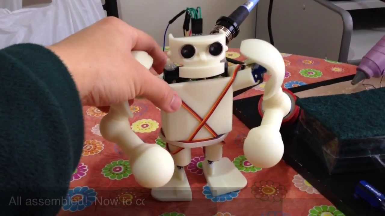 Gutsy the 4-servo Humanoid Robot - Development Update - YouTube