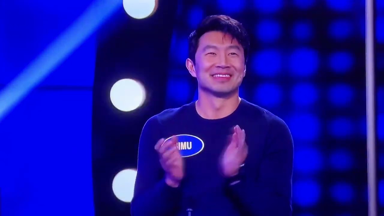 Celebrity Family Feud ALL-NEW LIVE tonight, meet the 2 teams ( Simu Liu ...