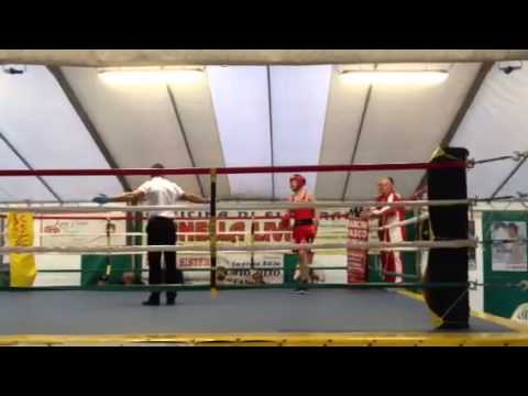 Mariani boxe greg vs boxe piovese - YouTube