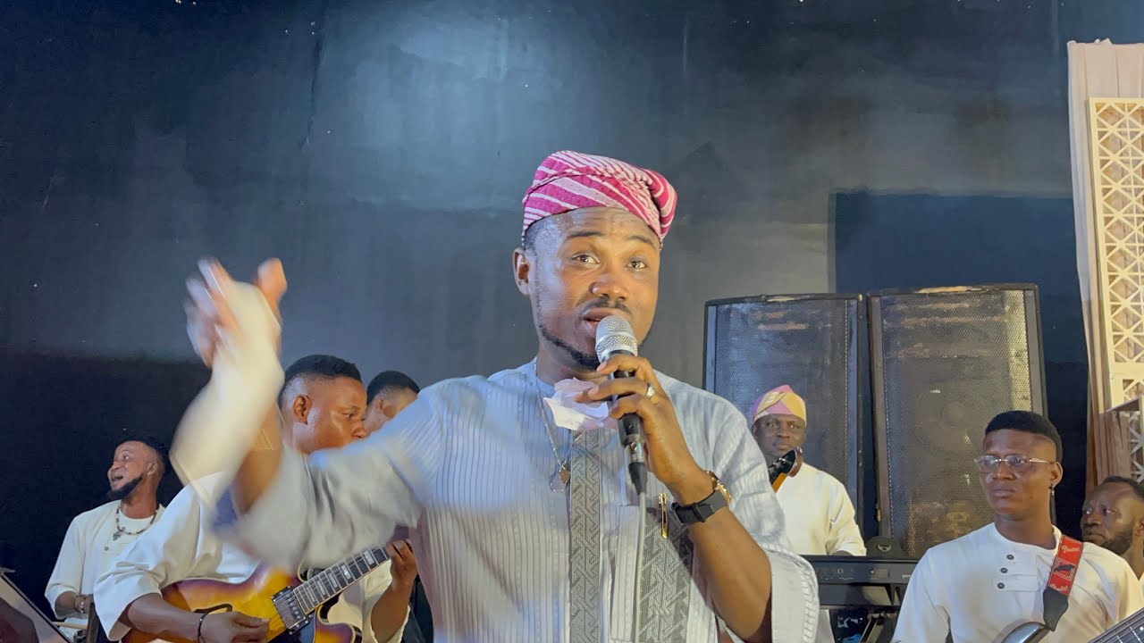 BOYE BEST LIVE ON STAGE AT OMOLARA & RASHEED WEDDING CEREMONY - YouTube