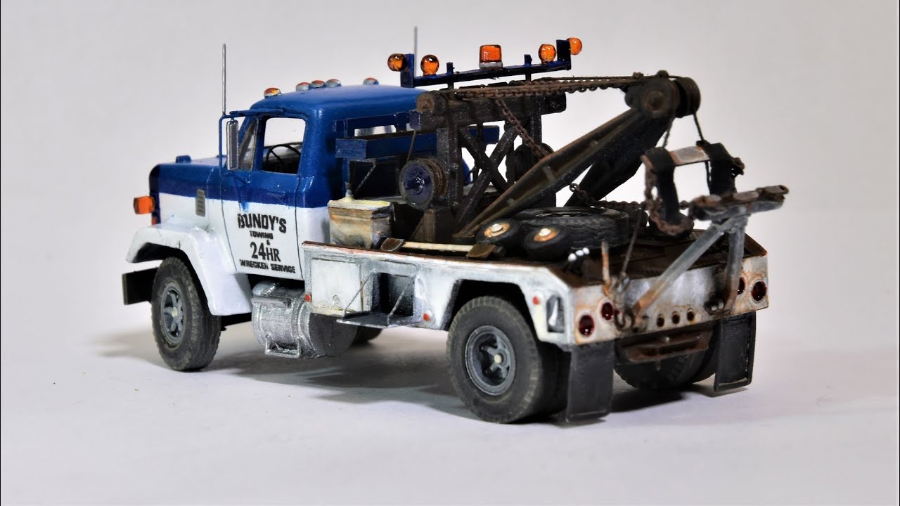 Modeling Showcase Miniatures Awesome 1/87 Scale Resin Wrecker | River ...