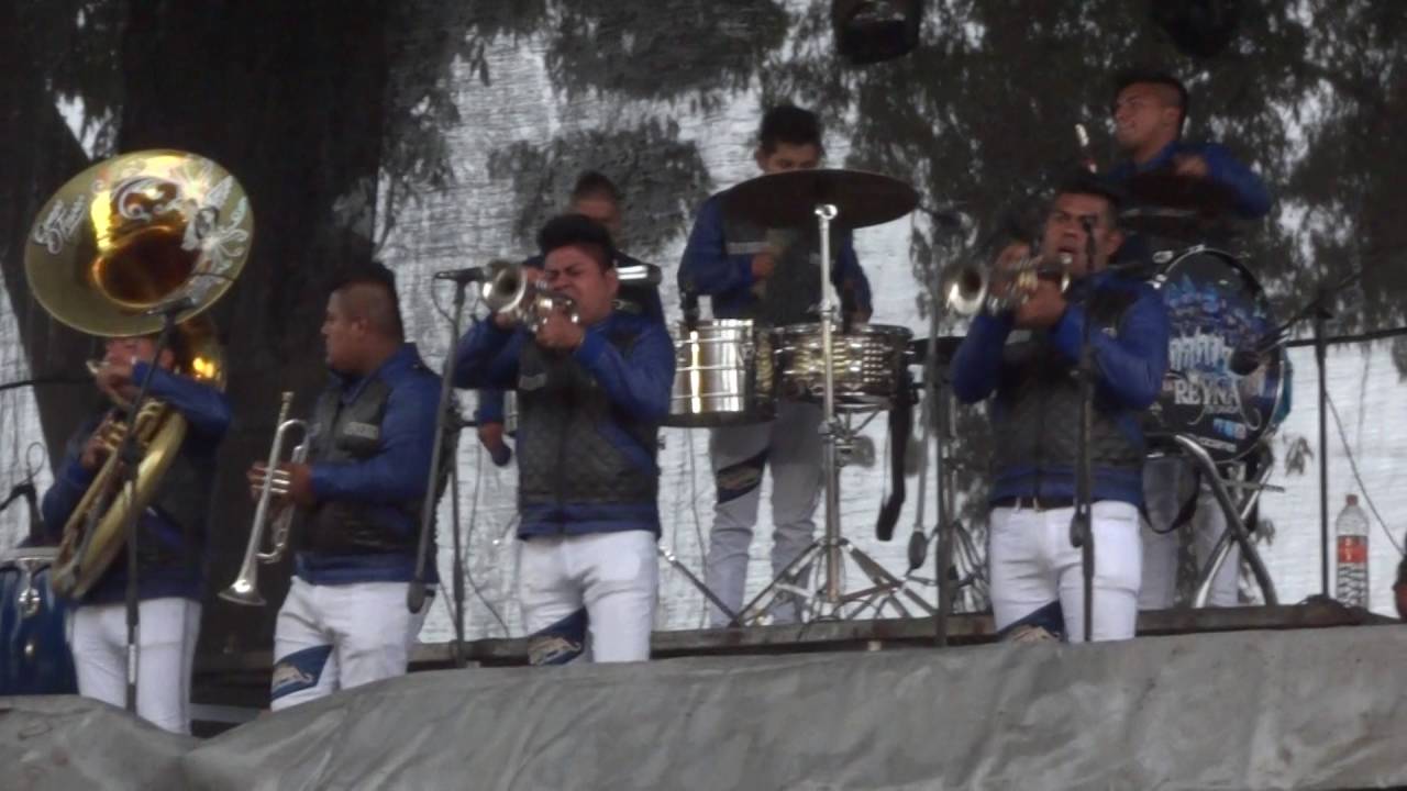 Banda La Reyna De Oaxaca El Apache En San Salvador Cuauhtenco. - YouTube