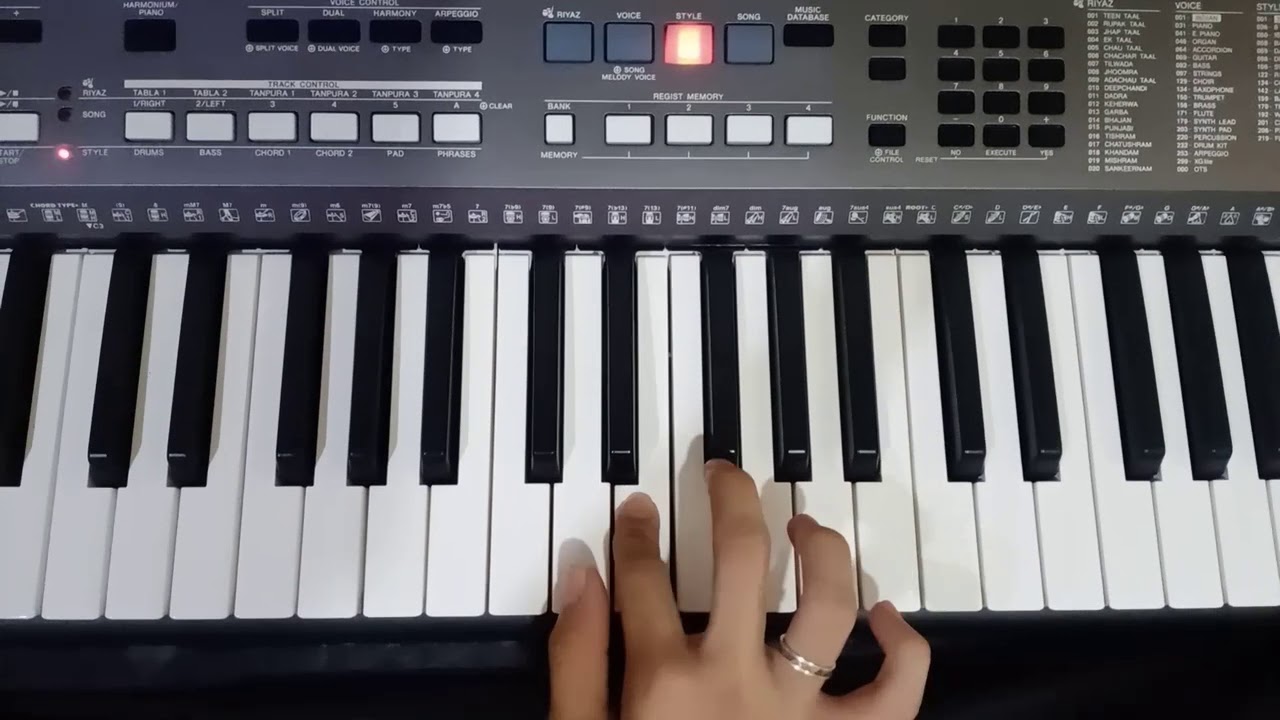 Hale dil | Murder 2 | Song on piano - YouTube