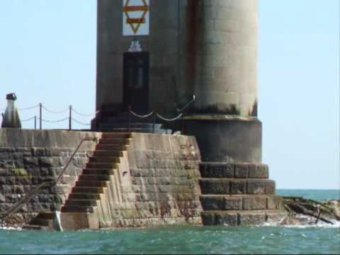 Needles Lighthouse - YouTube