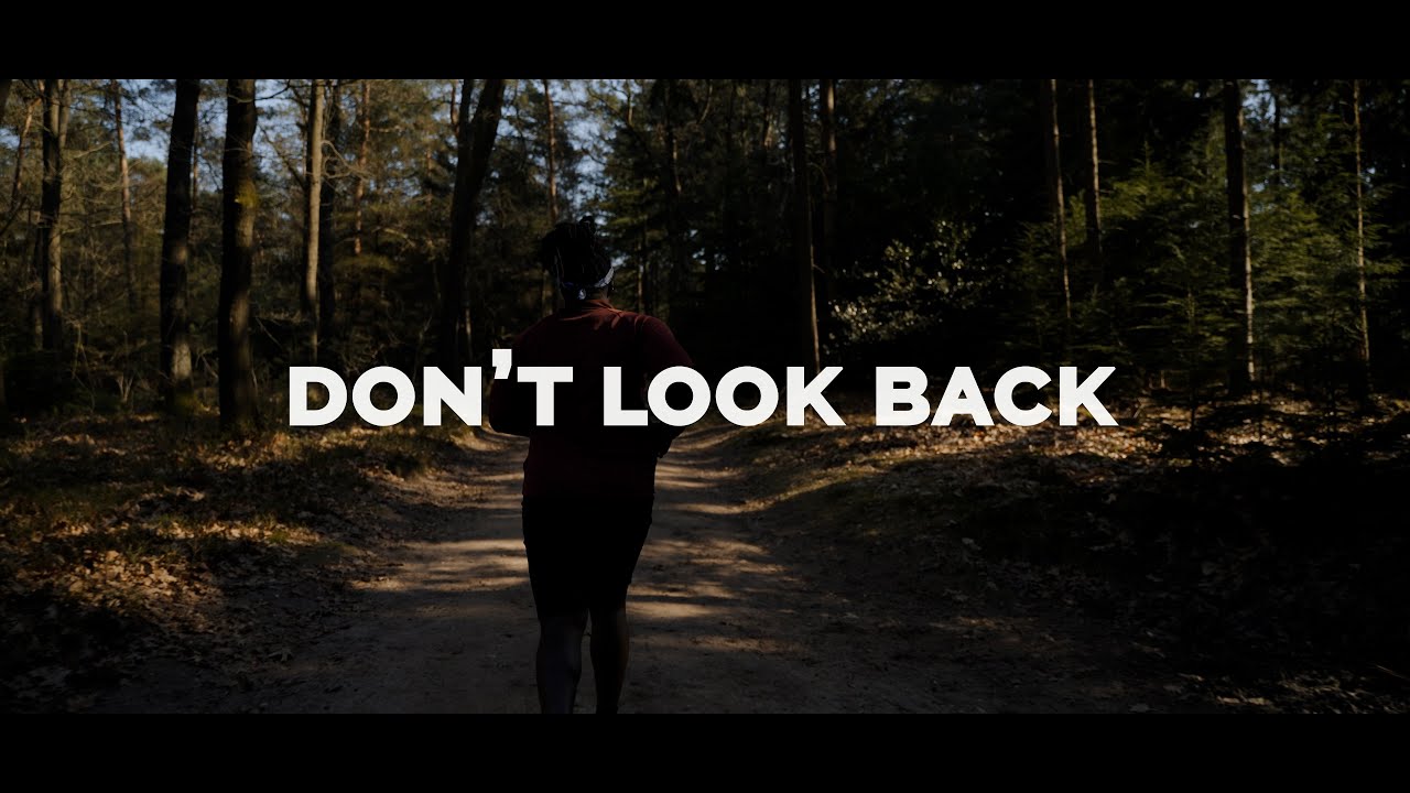 Don’t Look Back – Creepy Short Horror Film - YouTube