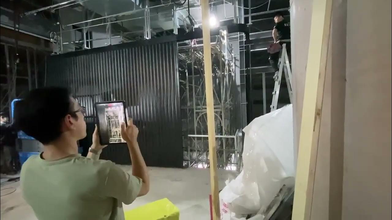 台中香奈兒60A橫移式防火阻熱捲門 - YouTube