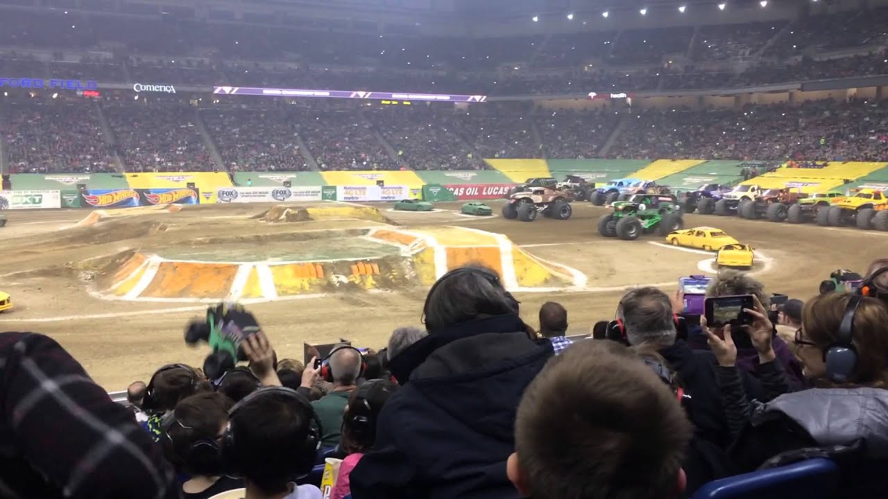 Monster Jam 2016 Detroit#2 Racing Final - YouTube