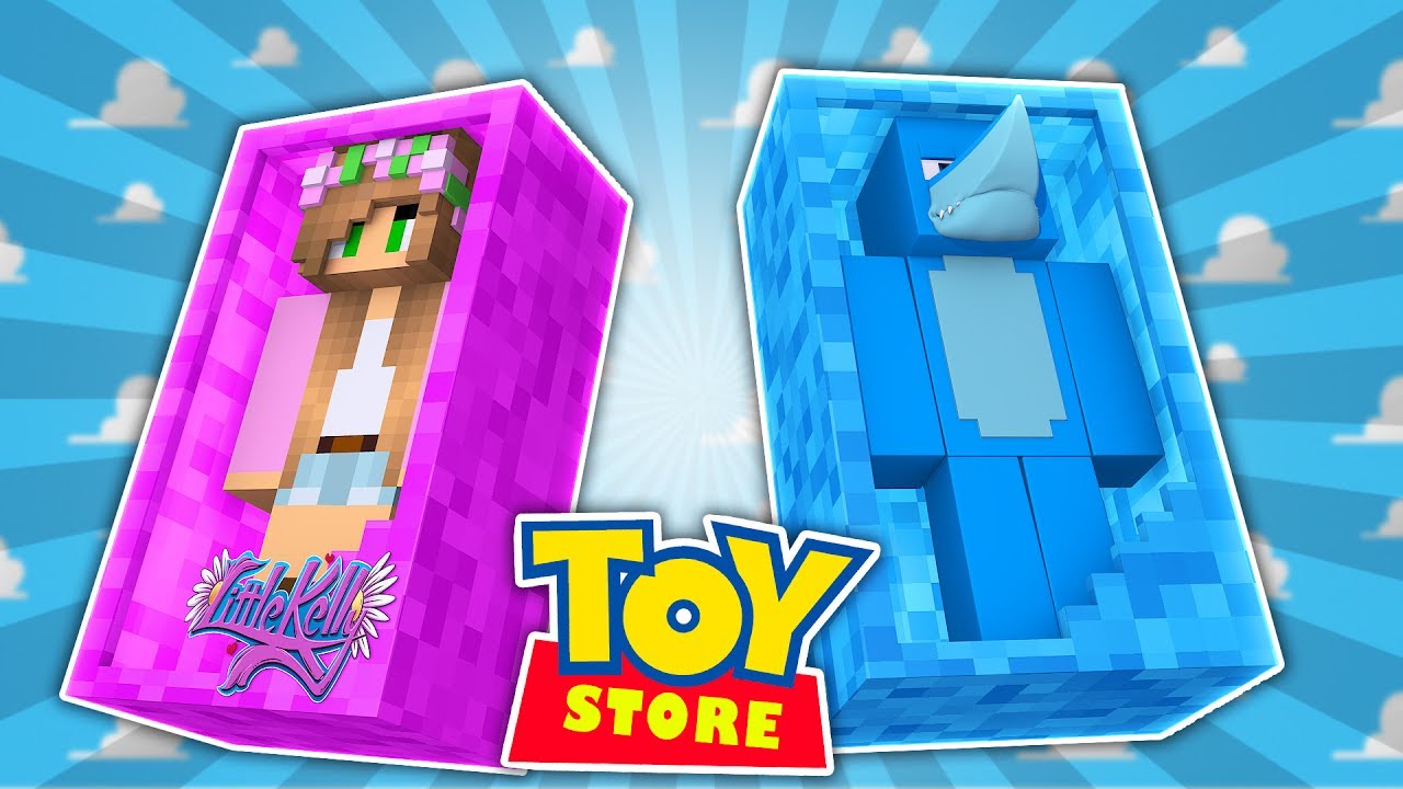 Minecraft TOYS : I GET TURNED INTO A TOY w/ Little Kelly, Little Carly ...