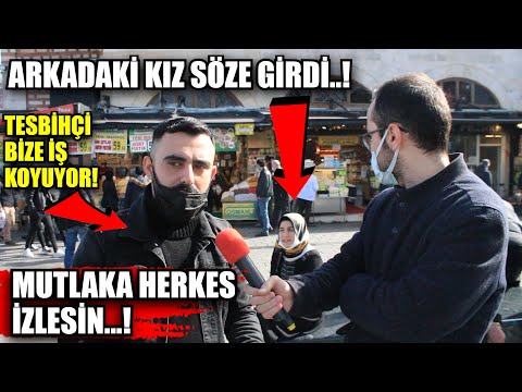 Arkada oturan kız söze girdi, her şeyi özetledi!