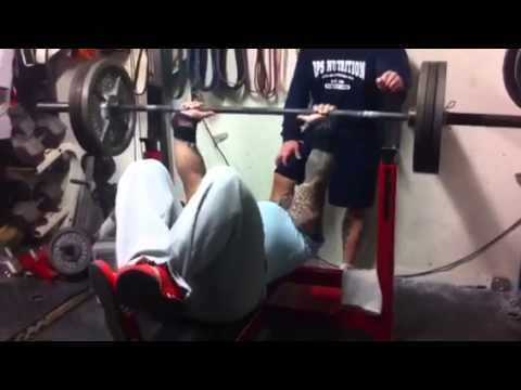 Brandon Lilly 1/2/13 Cube Heavy Bench - YouTube