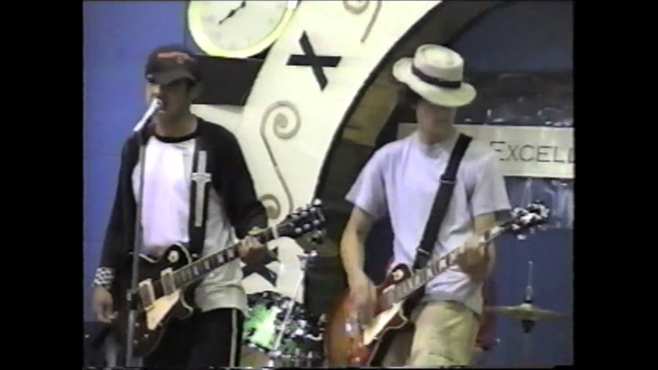 Simple Complexities - When I come Around Live at Boyet Jr. High School ...