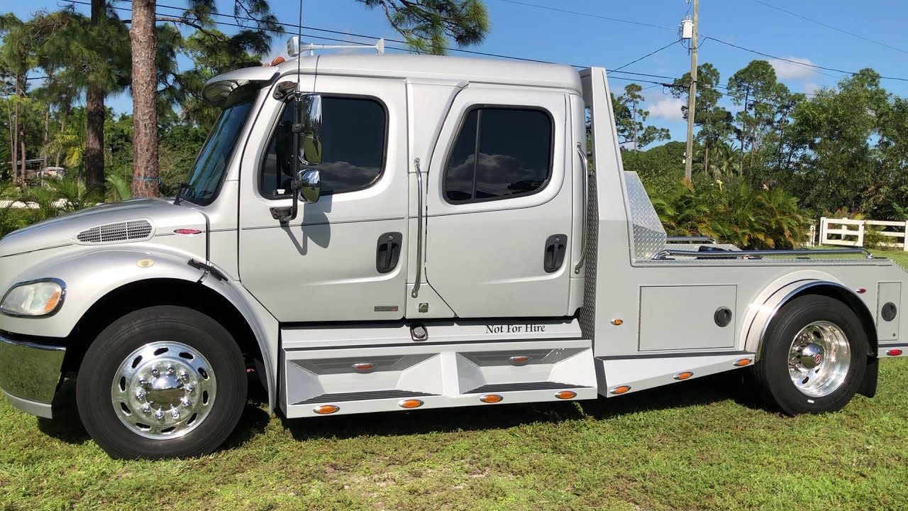 FOR SALE: **SOLD** 2006 Freightliner SportChassis M2 106 - YouTube
