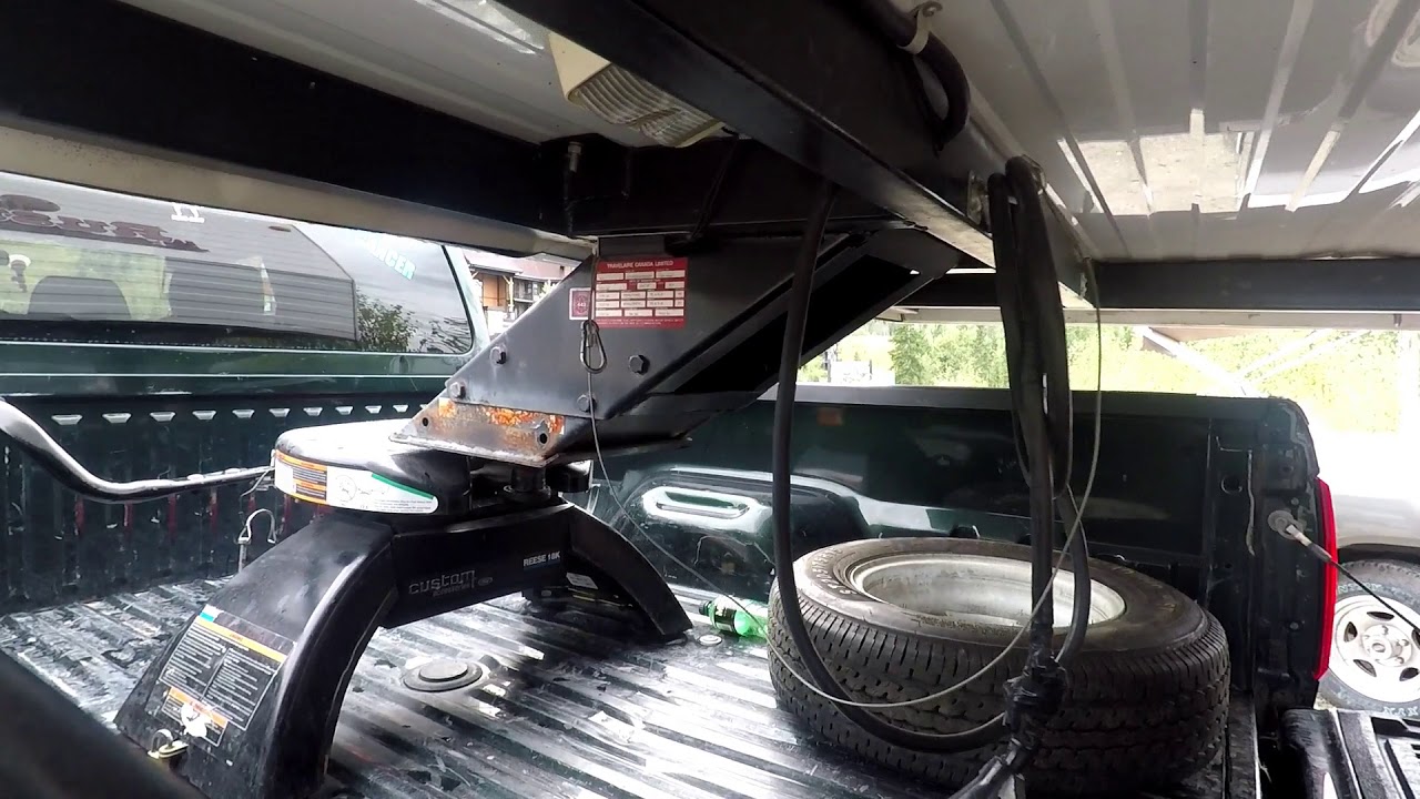 HOW to DISCONNECT a 5TH Wheel - YouTube