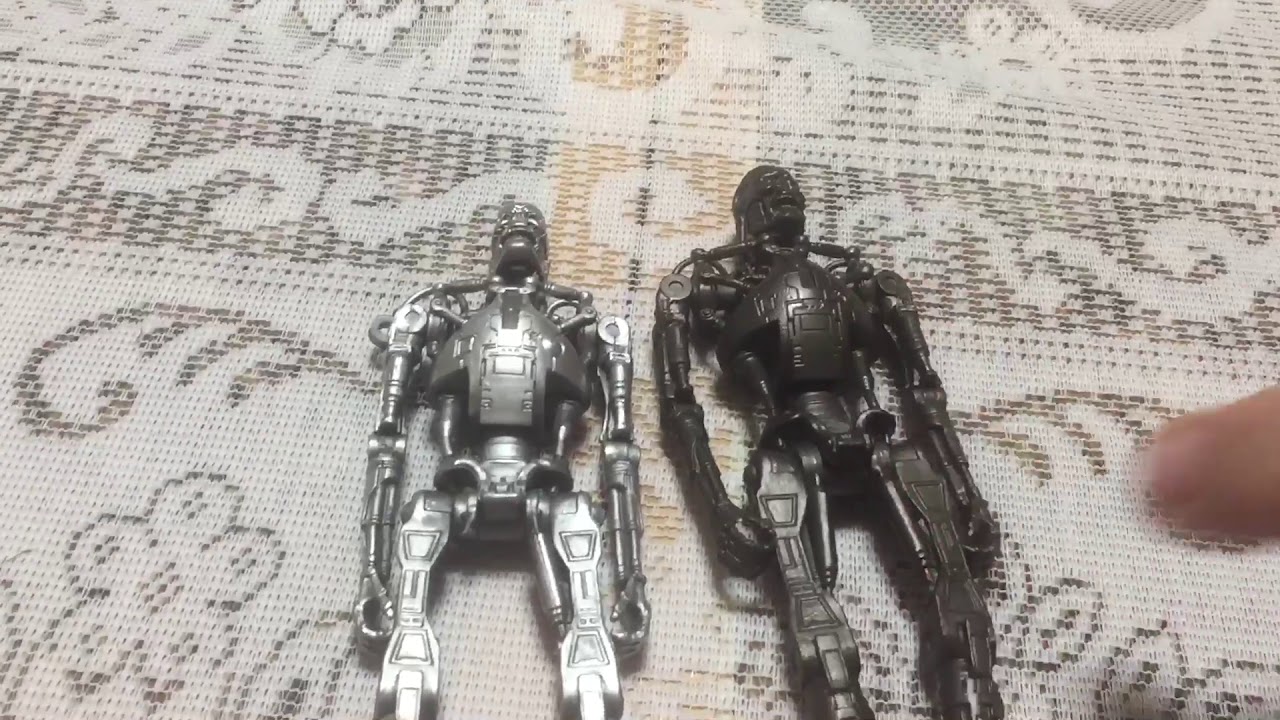 1:12 Terminator, Goofy, and a 1:1 mask - YouTube