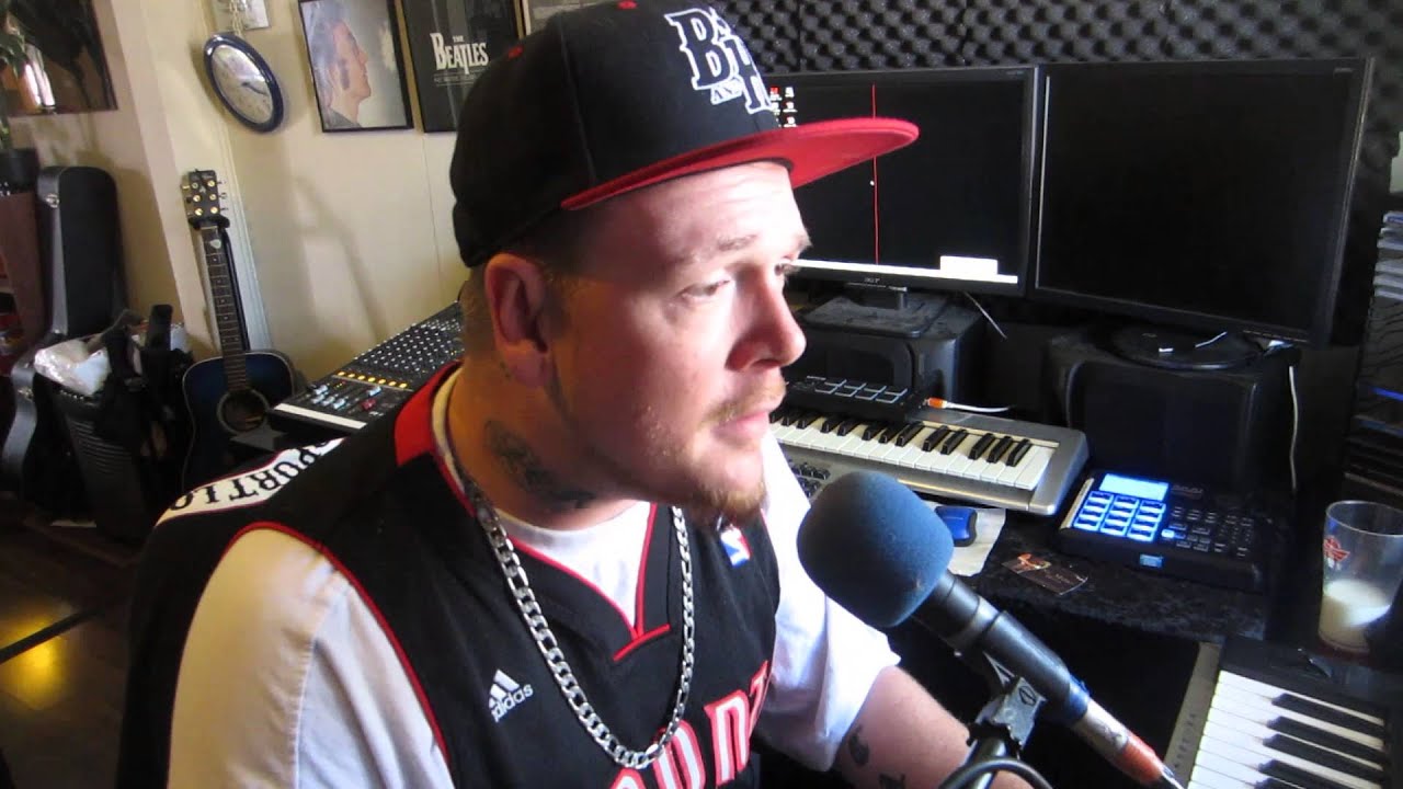 Chris Ritchie - Three Song Medley - YouTube