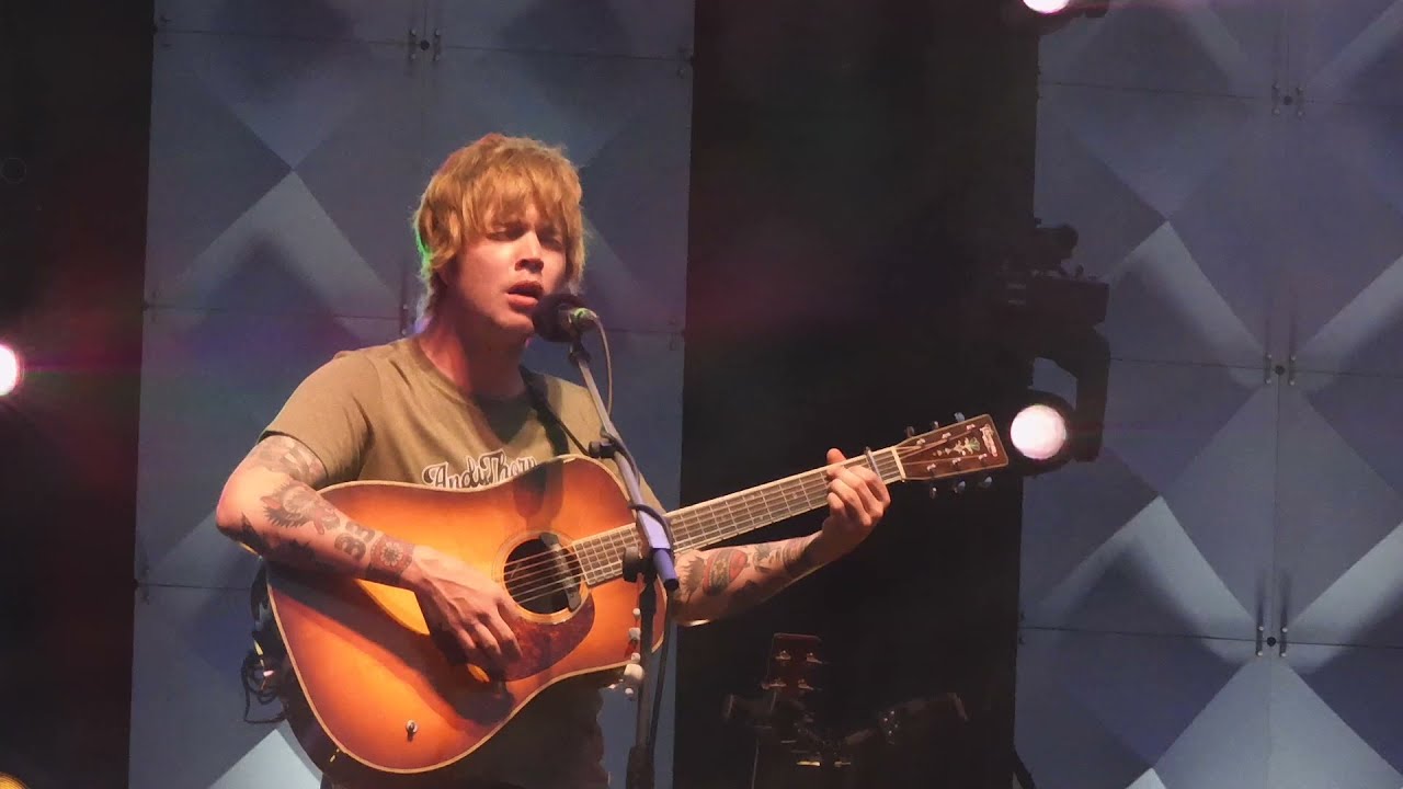 White Dove (Stanley Brothers) - Billy Strings 8/7/2021 @ Westville ...