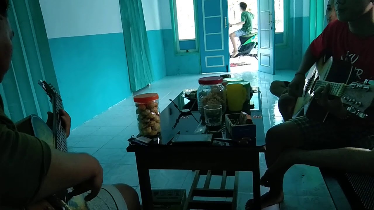Crazy Rasta Di Dekatmu Cover Reggae - YouTube