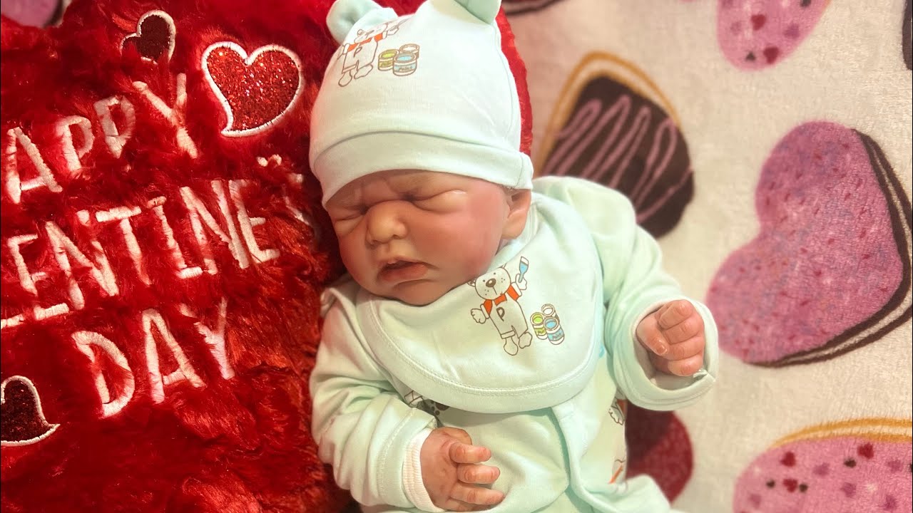 Box opening of long lost love baby, Sawyer by Emily Jameson! - YouTube