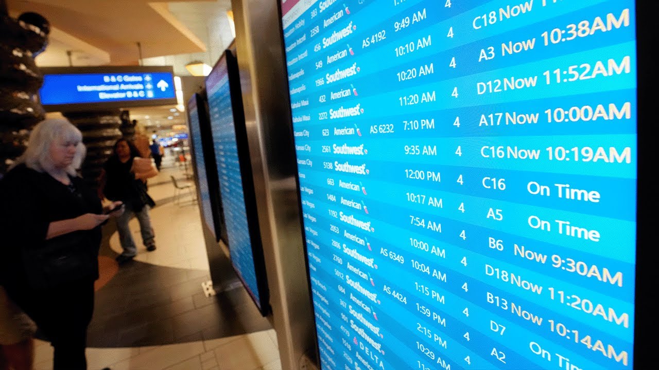 The world continues to recover from major tech outage - YouTube