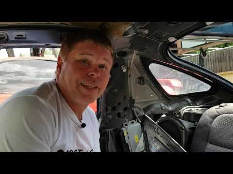 Mitsubishi 3000gt / GTO Rear Window Glass Removal - YouTube