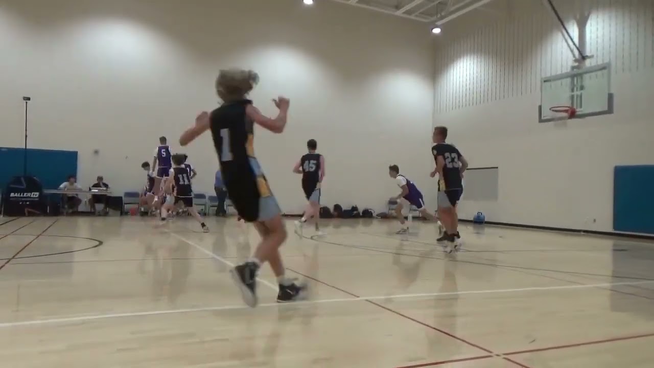 WI Flight Elite 14U v MN Fury Holt 7 23 22 - YouTube