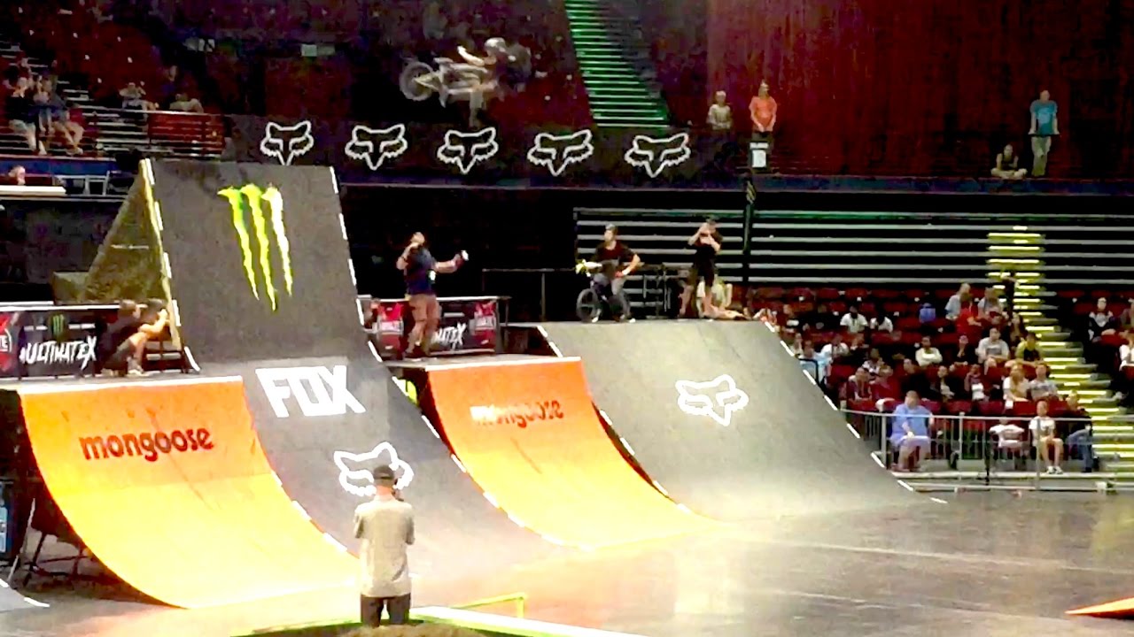 ULTIMATE X BMX CONTEST SOUTH AFRICA - YouTube