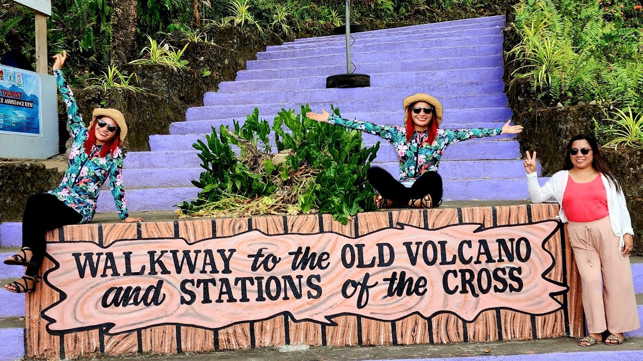 Walkway to the Old Volcano and Stations of the Cross Camiguin Island ...