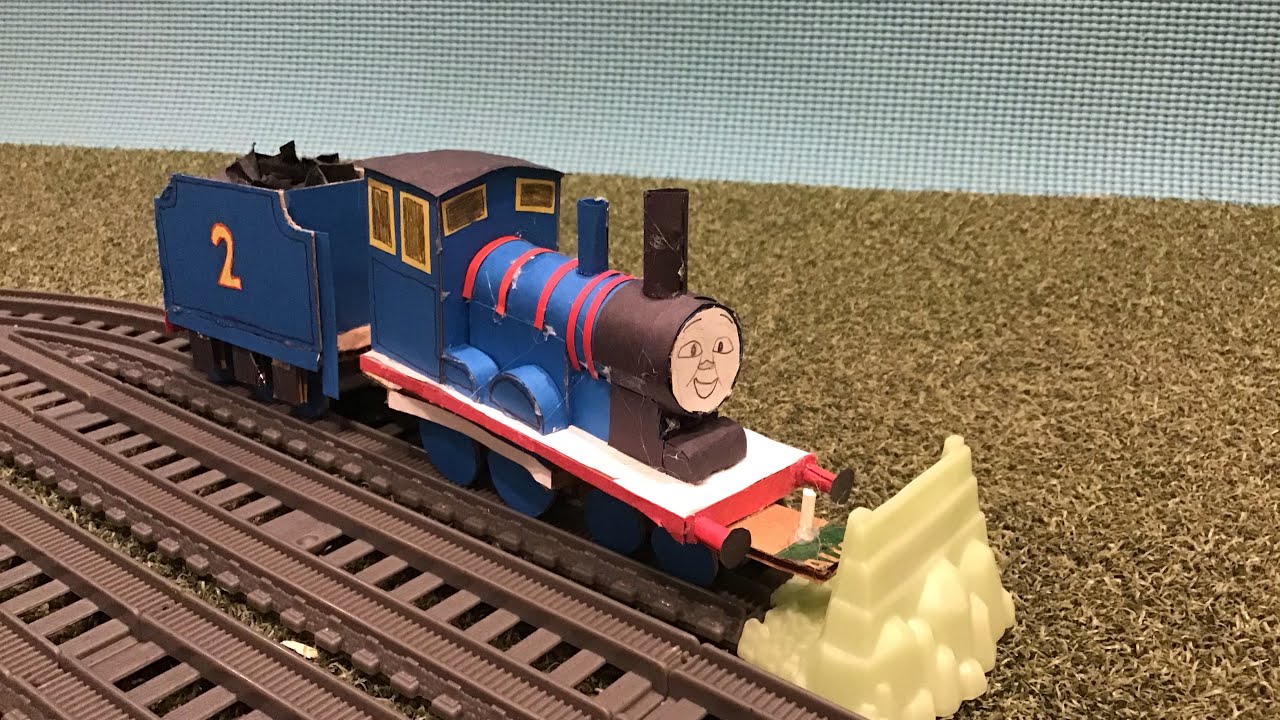 Cardboard Edward the blue Engine Showcase - YouTube