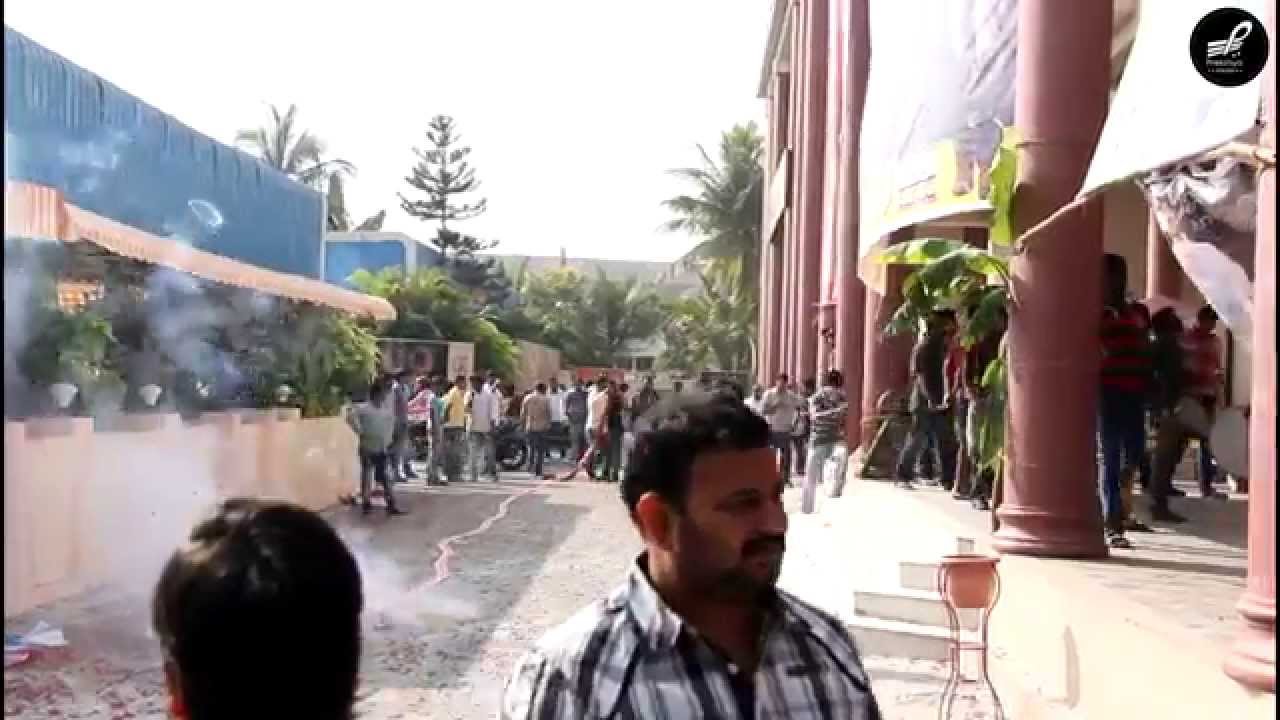 Pataas Telugu Movie Hungama at Theaters - YouTube