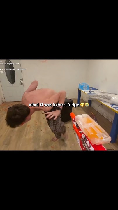 WHY DID BRO SCREAM LIKE THAT🤣😭 - YouTube