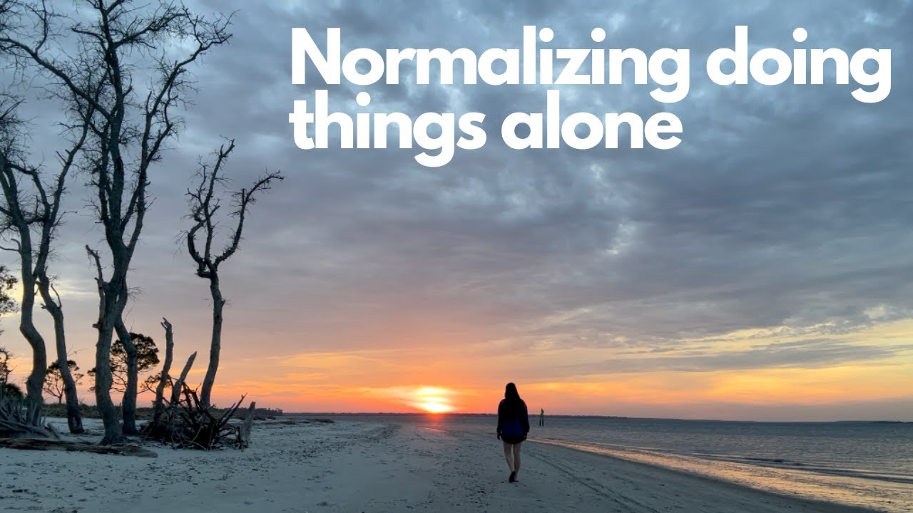 VLOG: being content with doing things alone (target trip, beach sunset ...