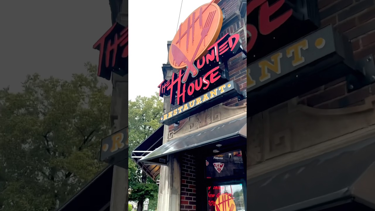 Visiting the Haunted House Restaurant - YouTube