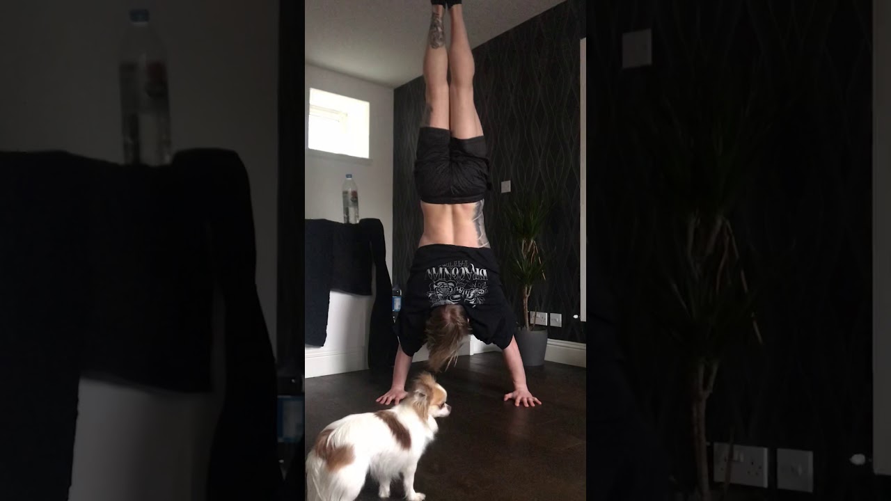Handstand t-shirt challenge - YouTube