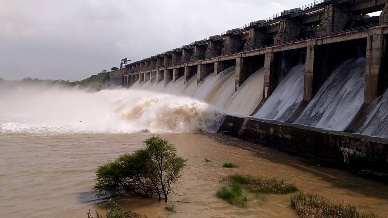 LOWER MANAIR DAM KARIMNAGAR 1 2016 - YouTube